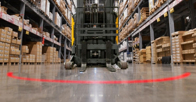 The Ultimate Guide to Red & Blue Forklift Safety Lighting